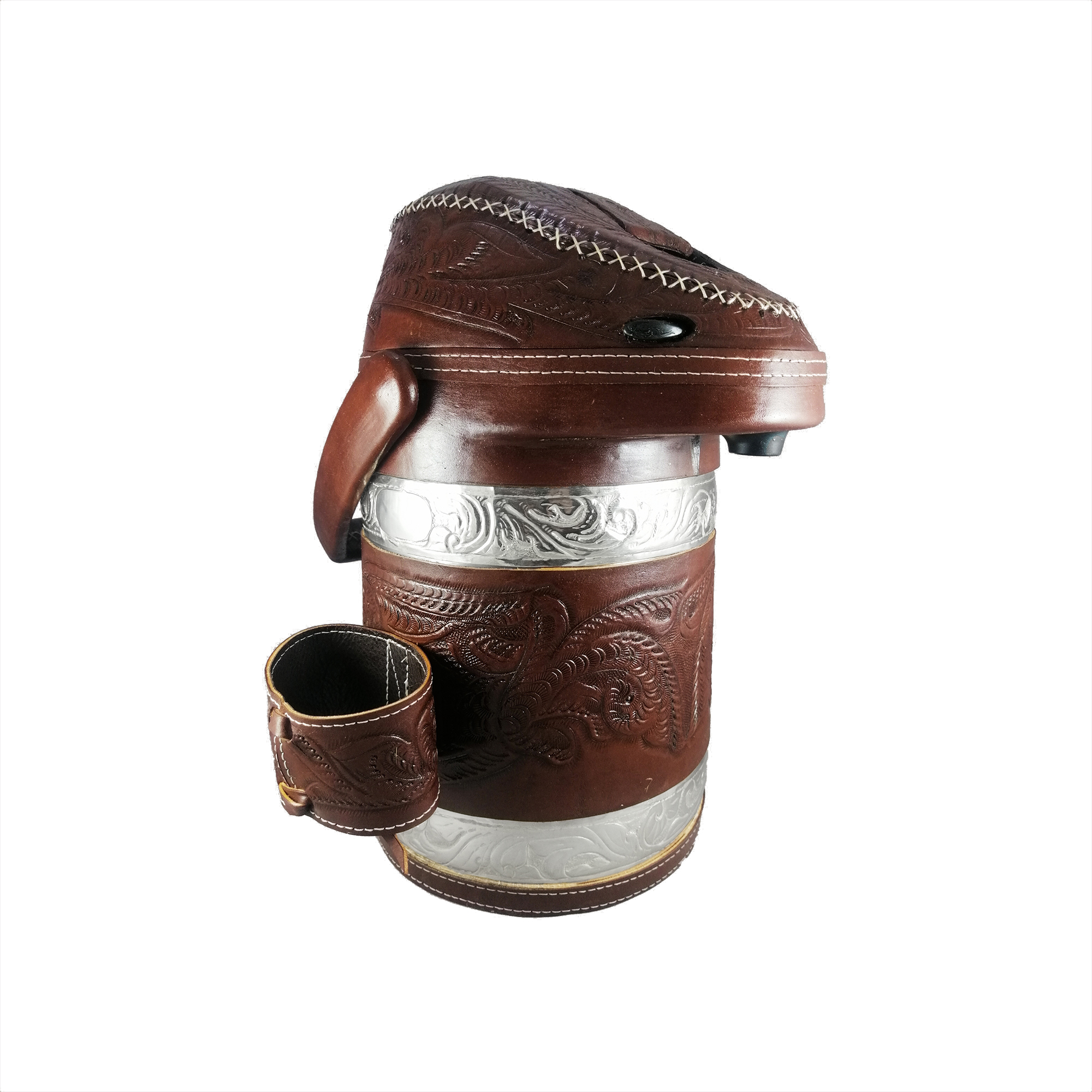 TERMO FORRADO DE CUERO CON DETALLES EN PLATA - Yasui